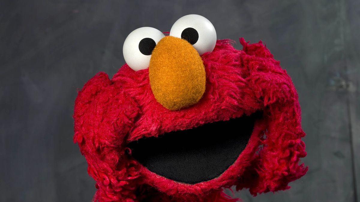 Hackean cuenta de Elmo en X con mensajes antisemitas y contra Trump