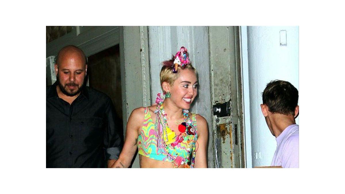 Miley Cyrus se arrepiente de su polémico vídeo de Wrecking Ball