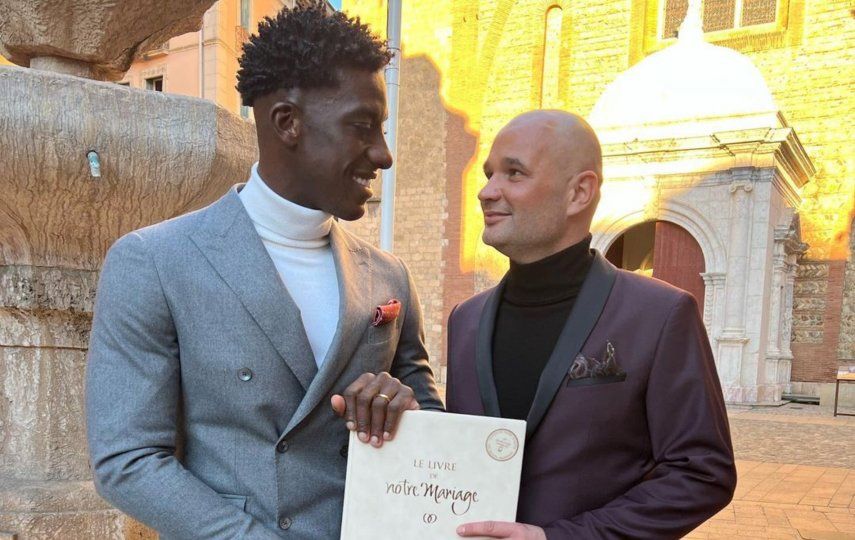 El modelo panameño Michael Piggott, se casa con su pareja en Francia