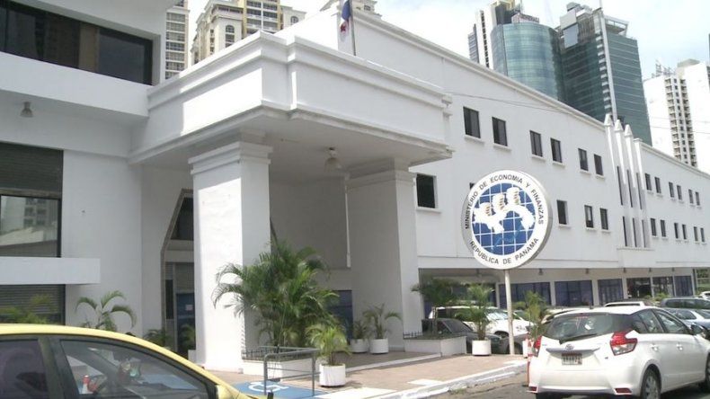 MEF asegura que saneó las finanzas de Panamá en su primer año de ...