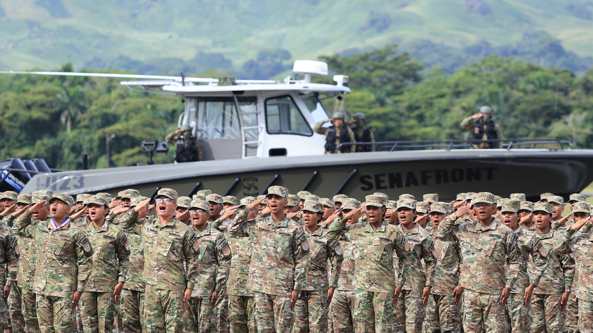 Migración, SENAN y SENAFRONT, gradúan a 512 nuevos agentes