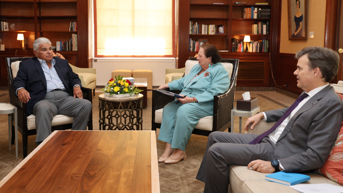 La Embajada de Estados Unidos se reúne con el presidente electo de Panamá, José Raúl Mulino