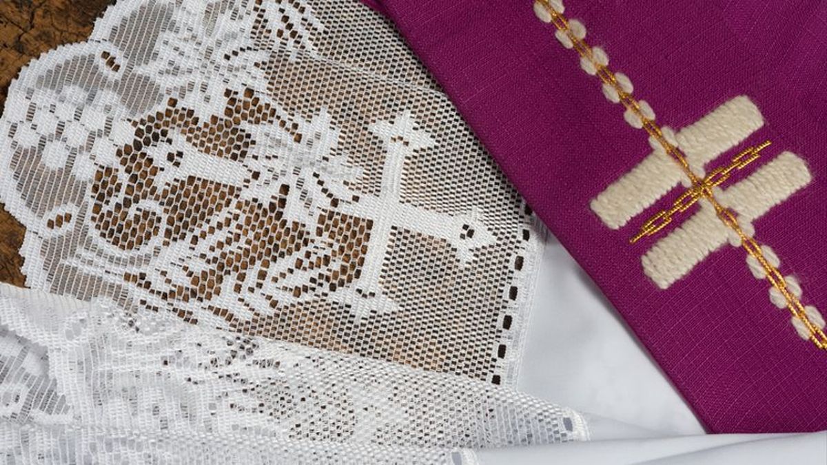 ¿Cuáles son los colores litúrgicos en la Semana Santa?