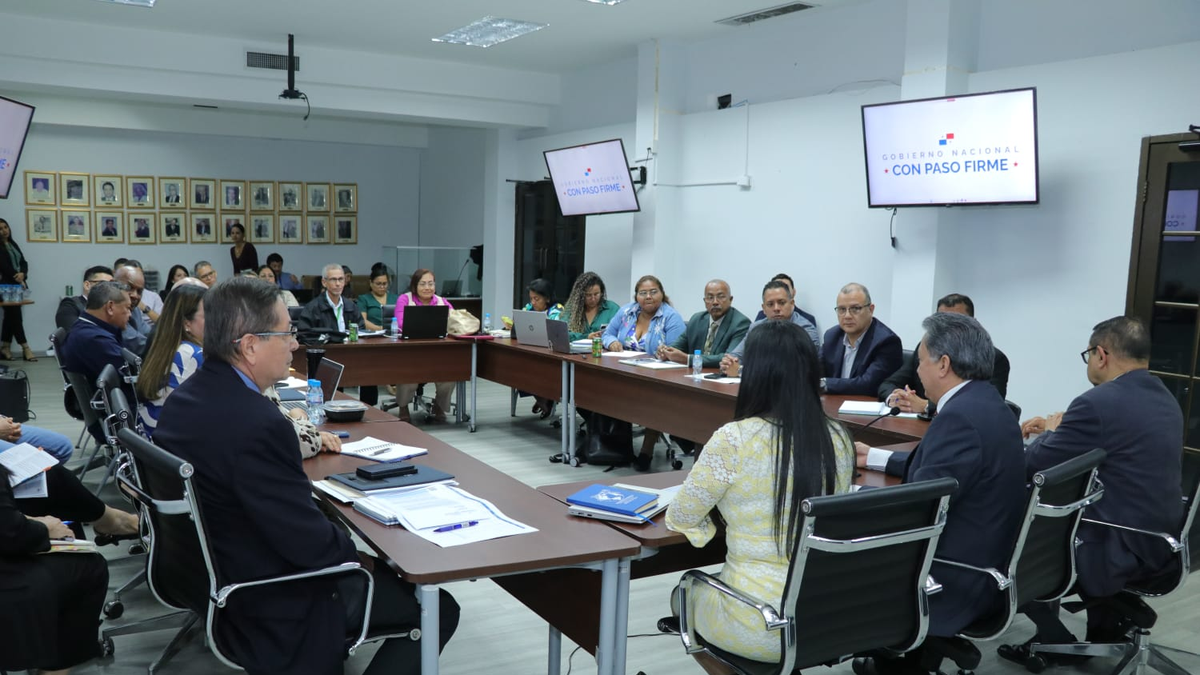 MINSA refuerza estrategias y proyectos para mejorar atención