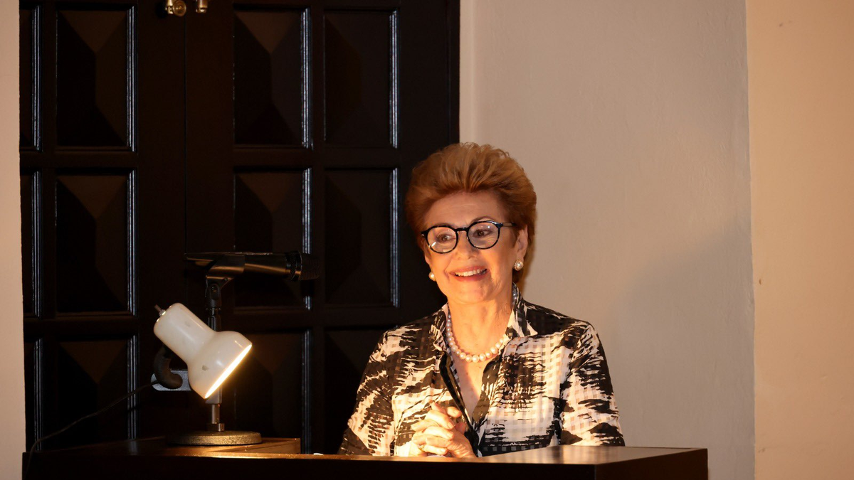 Mireya Moscoso a Martín Torrijos: Cuídese de su obsesión por regresar ...