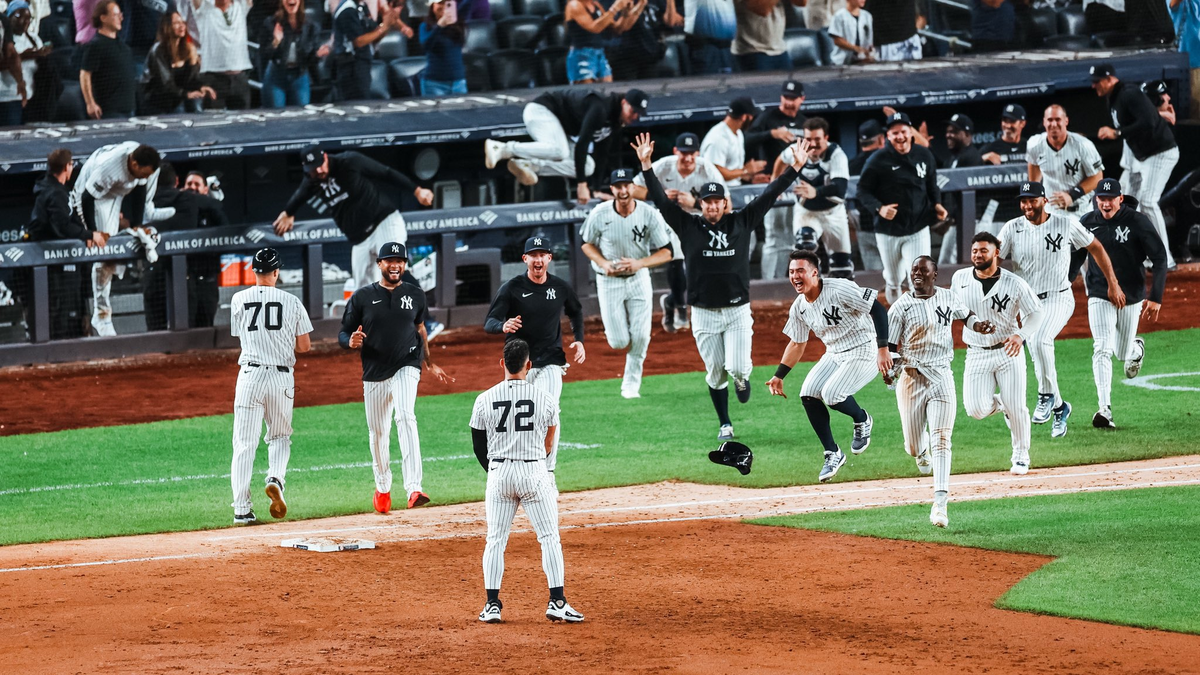 José Caballero da hit decisivo y clasifica a Yankees a playoff