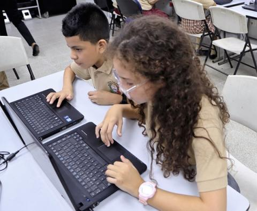 MEDUCA: Plataforma Ester ha tenido 6,007 usuarios activos hasta la fecha