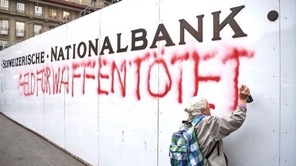 Suiza Detienen A Anciana Por Pintar Grafiti En Una Pared