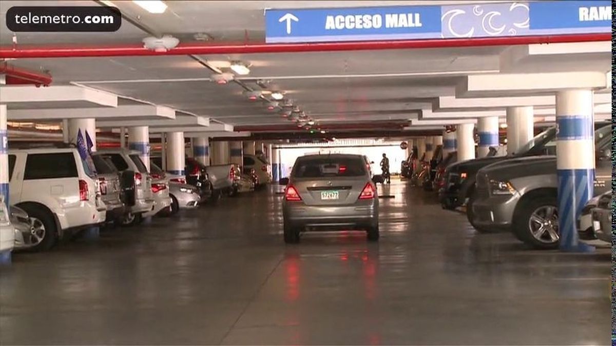 Costos para estacionamientos en Multiplaza