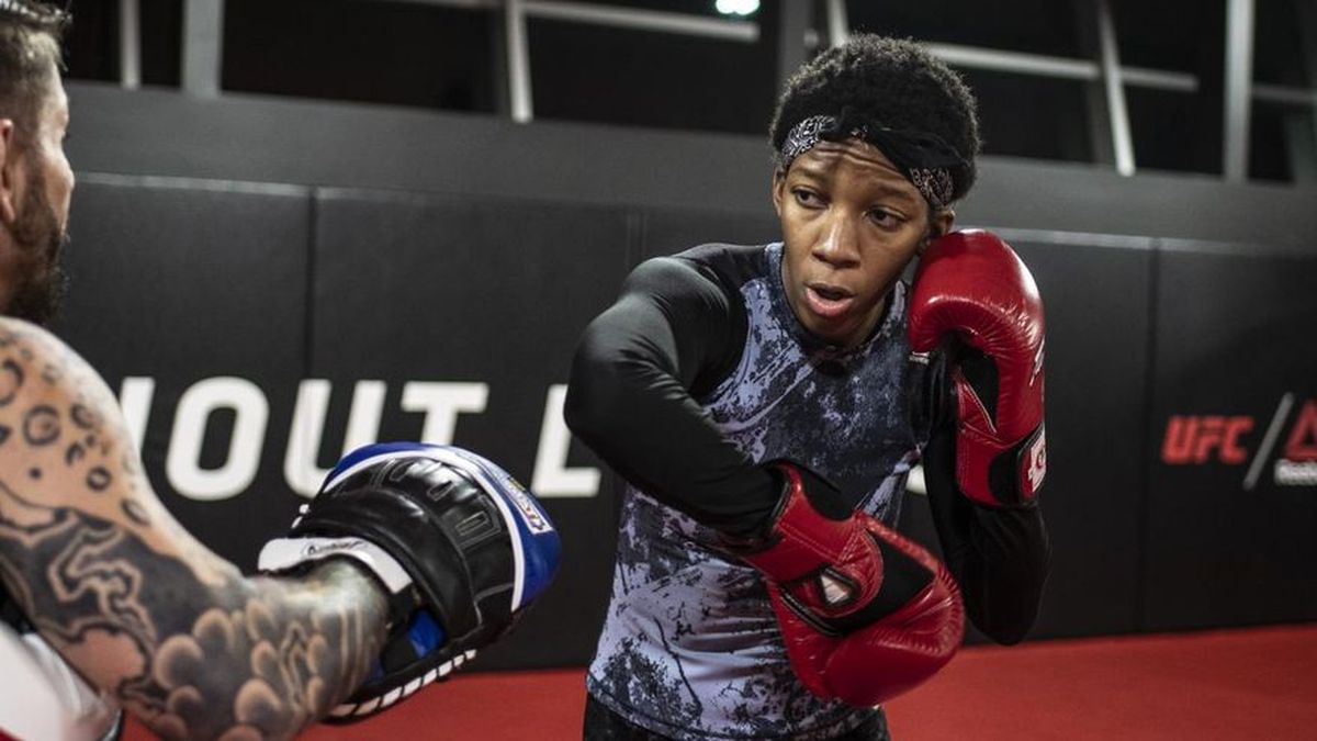 Joselyne Edwards cae por decisión unánime en la UFC
