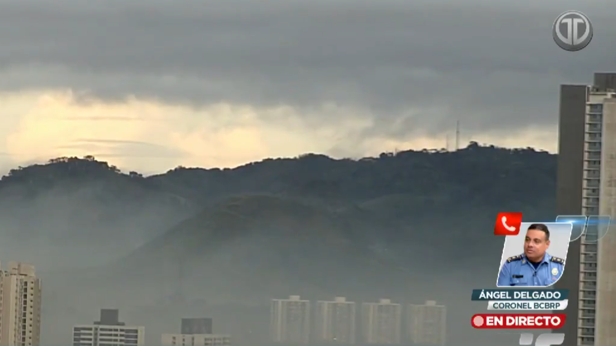 Incendio en vertedero improvisado genera humareda en la capital