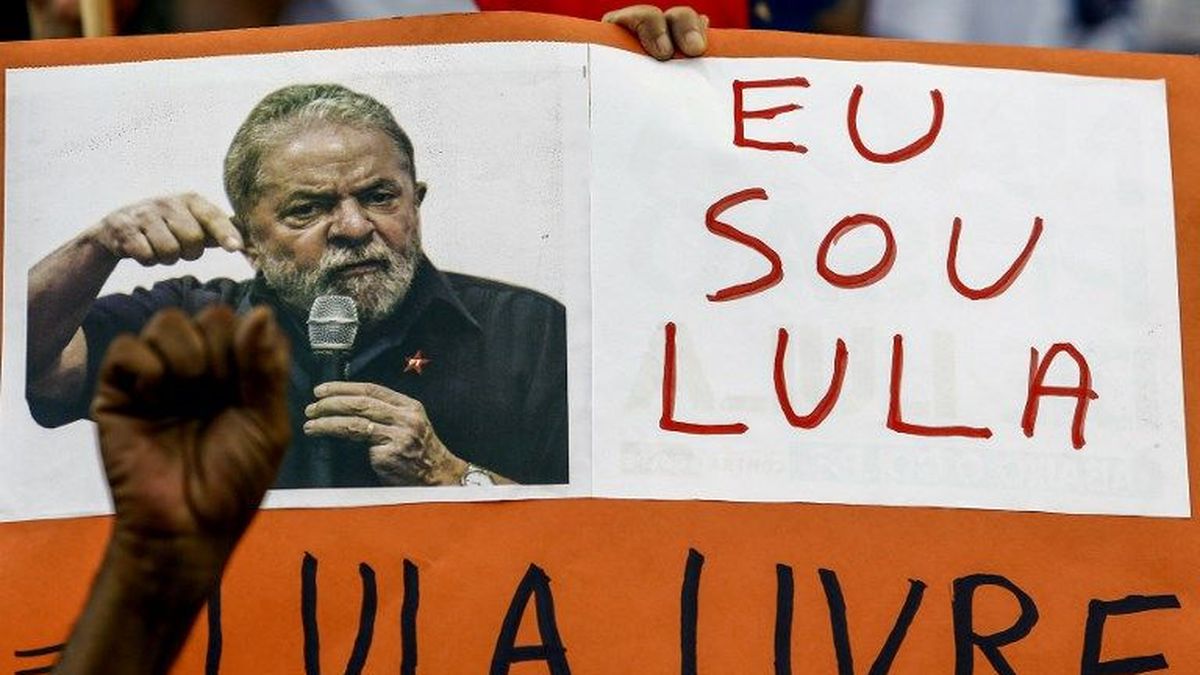 Lula cumple un mes de prisión y sigue expectante frente a una difusa ...