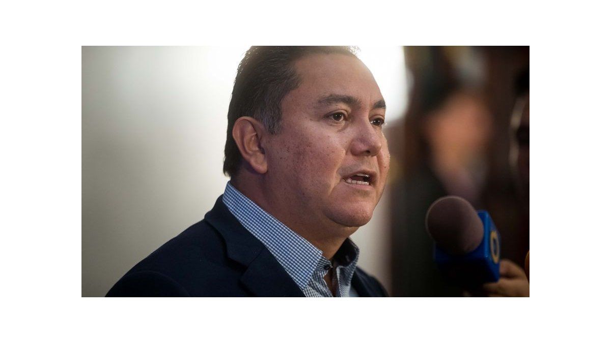 Pastor evangélico oficializa su candidatura a presidenciales venezolanas