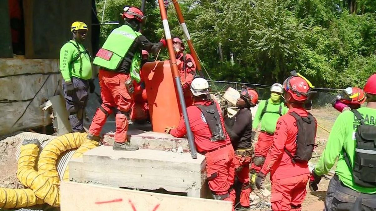 Realizan simulacro de posible terremoto en la sede del Sinaproc