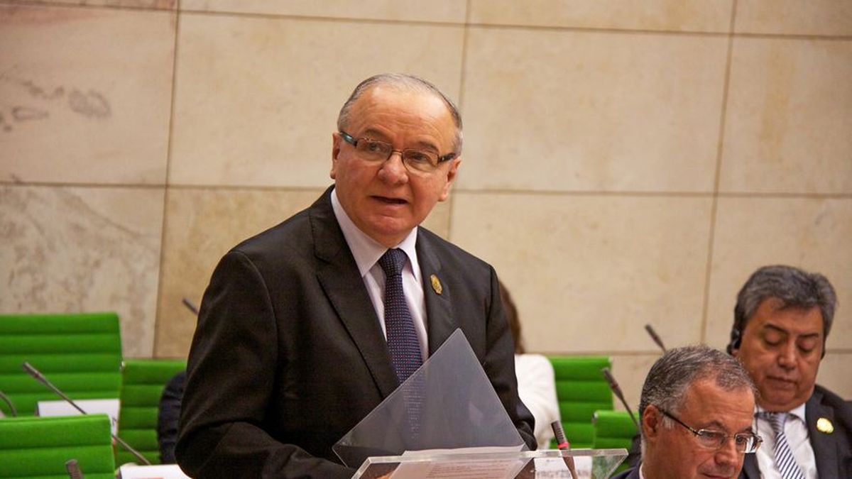 Elías Castillo no buscará reelección como diputado tras 30 años en la ...