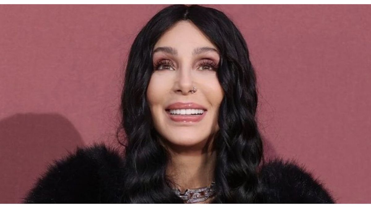 ¡Es disléxica! Cher revelará por fin su verdadera historia; sus memorias salen en noviembre