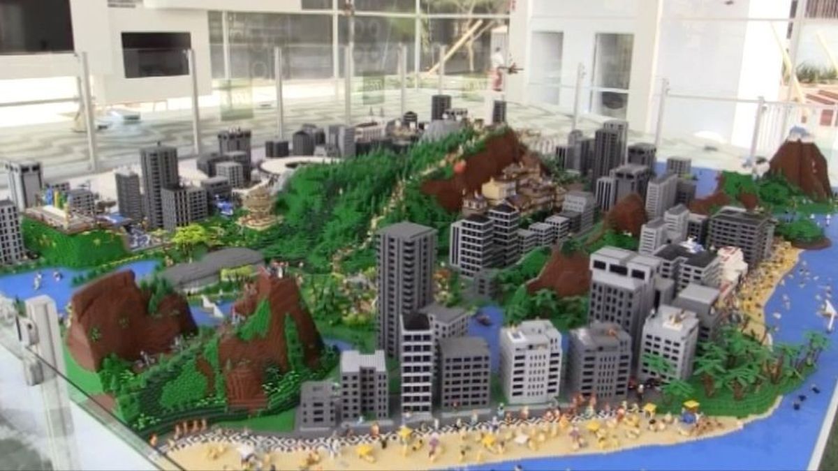 Una replica de Río construida con Lego da la bienvenida a los olímpicos