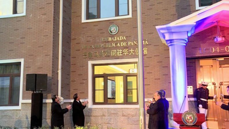 Presidente Varela inaugura la Embajada de Panamá en China