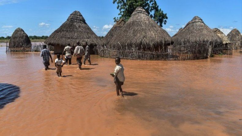Las Fuertes Lluvias Causan 100 Muertos Y Cerca 260 000 Desplazados En Kenia
