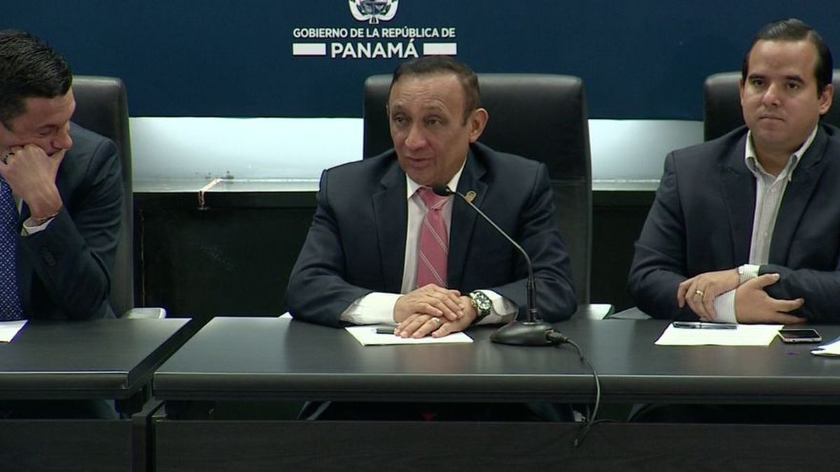 Alcibíades Vásquez formaliza su renuncia, aspira a postularse como ...