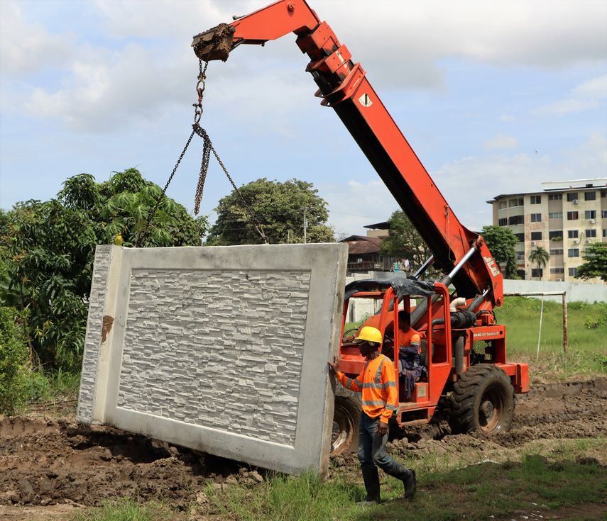 Avanzan los trabajos en el Instituto José Dolores Moscote
