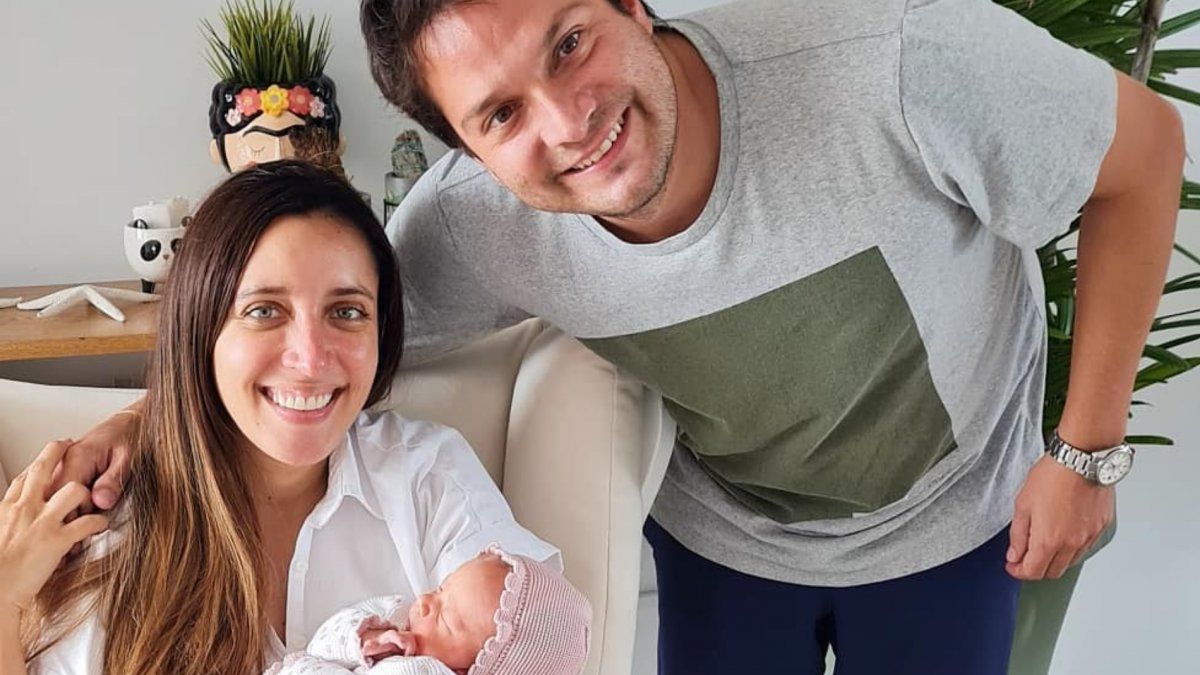 Annie Mirabal presenta a su hija Juliana