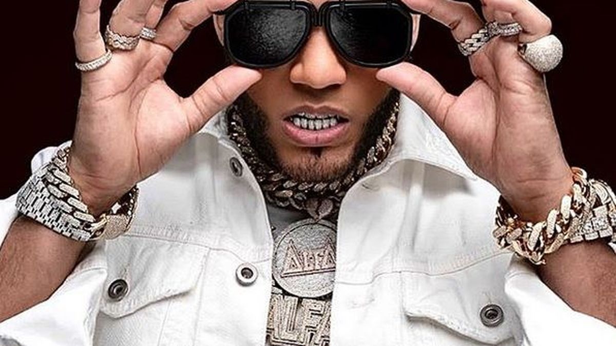 El Alfa presenta su nuevo álbum de estudio El Androide