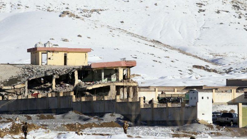 Afganistán: suben a 45 los muertos en ataque talibán a base