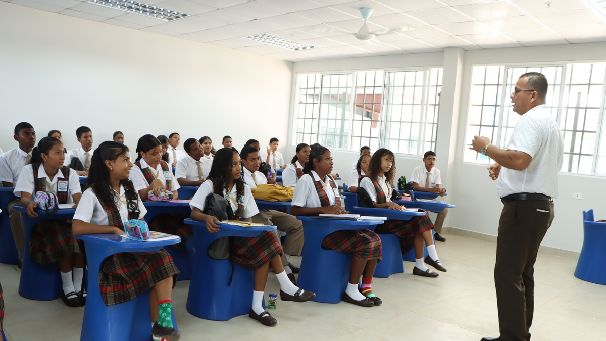 MEDUCA desmiente eliminación de materia historia de Panamá y Estados Unidos