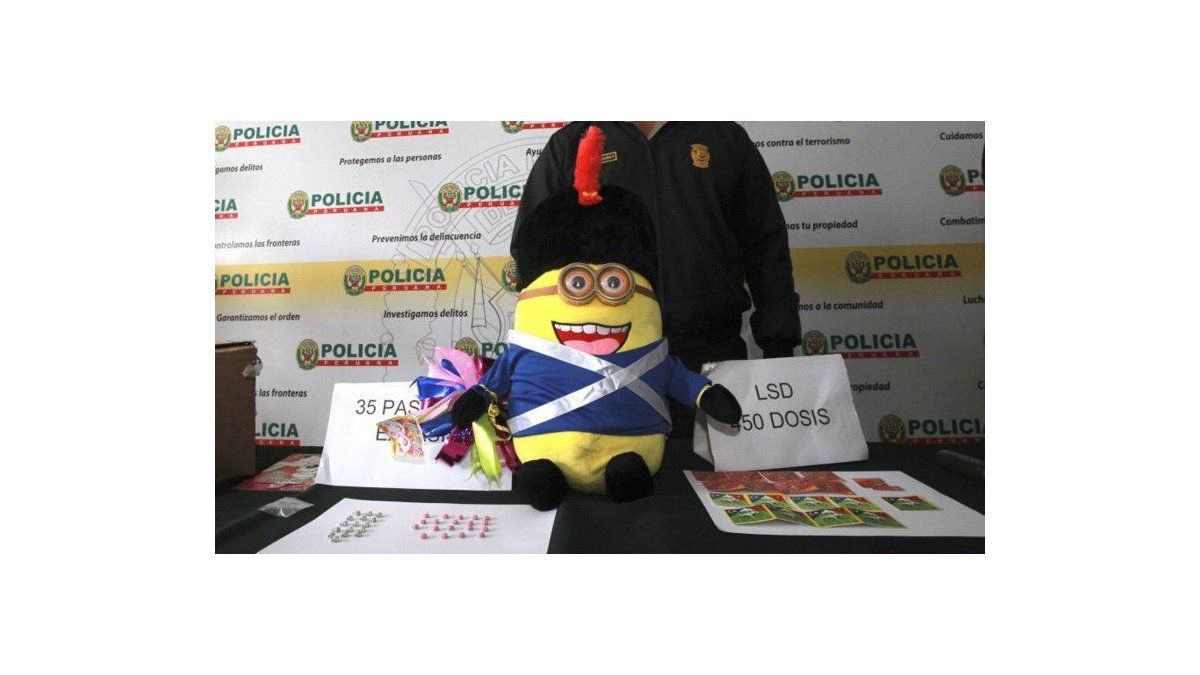 Hombre usaba Minion de peluche para transportar y vender drogas en Perú