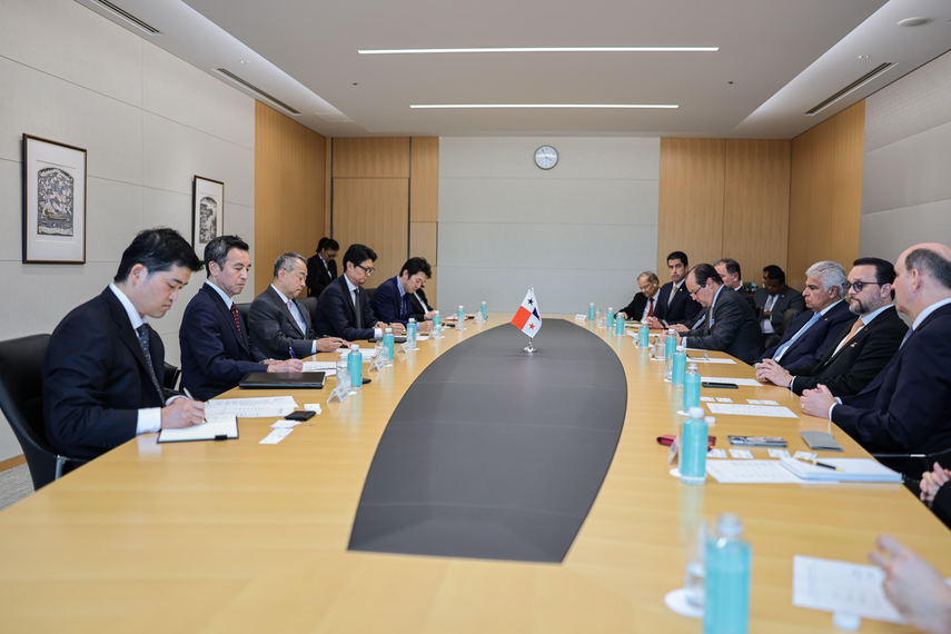 Presidente Mulino se reúne con reconocidos bancos y empresas japonesas para concretar inversiones