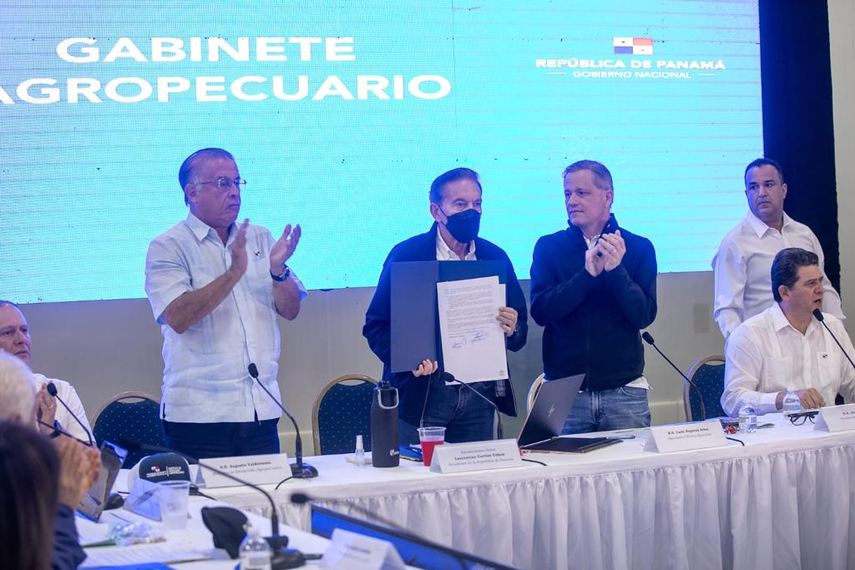 MIDA presenta rendición de cuentas al presidente Cortizo
