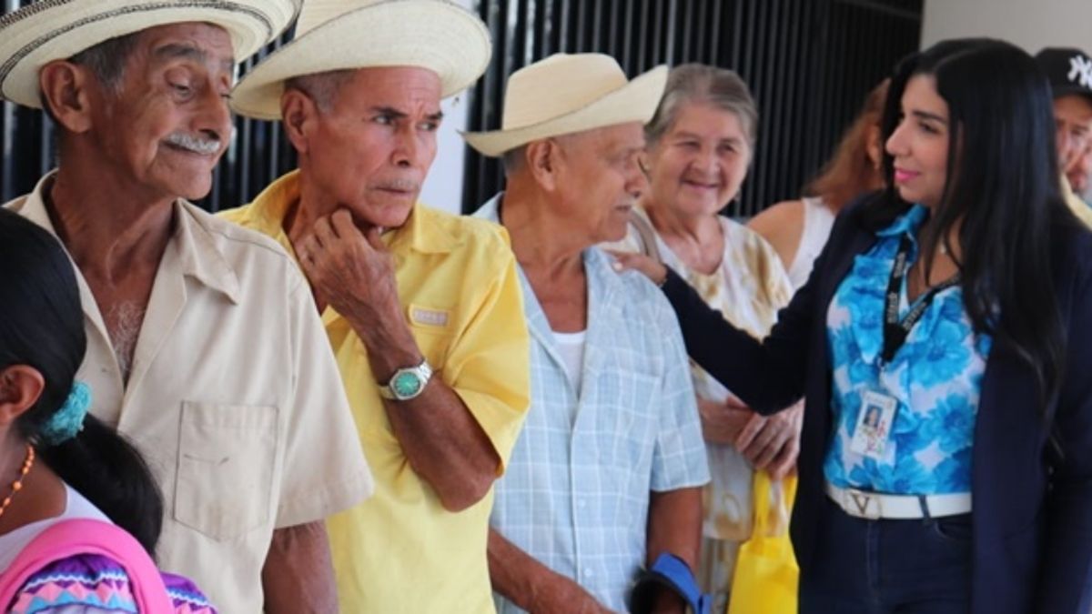 Aumentan las solicitudes del programa 120 a los 65 del MIDES