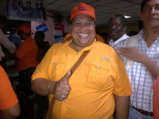 Alcalde de Colón, Alex Lee, queda en libertad con medida de ...