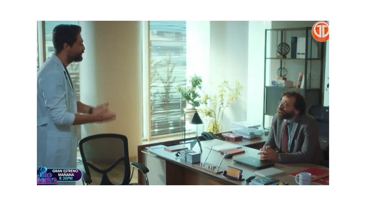 El doctor Ferman le dice a Adil que Alí no debe trabajar en el hospital