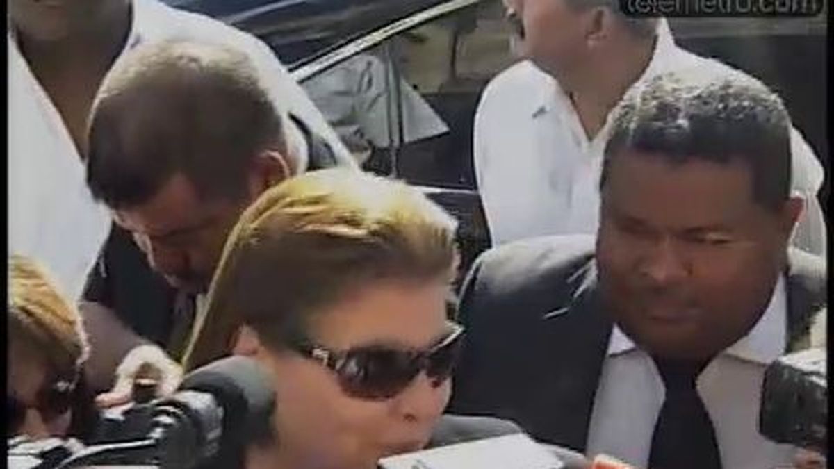 Viuda de Ford lamenta desconocimiento de la historia