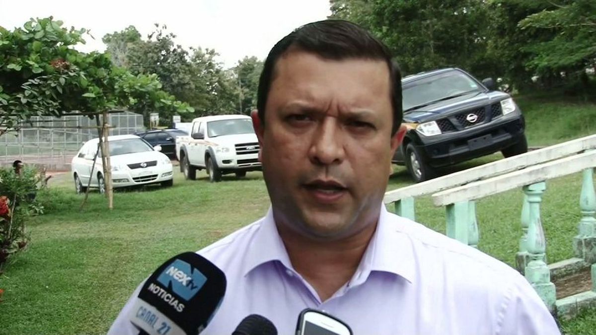 Ordenan detención preventiva a exdirector del IMA Edwin Cárdenas