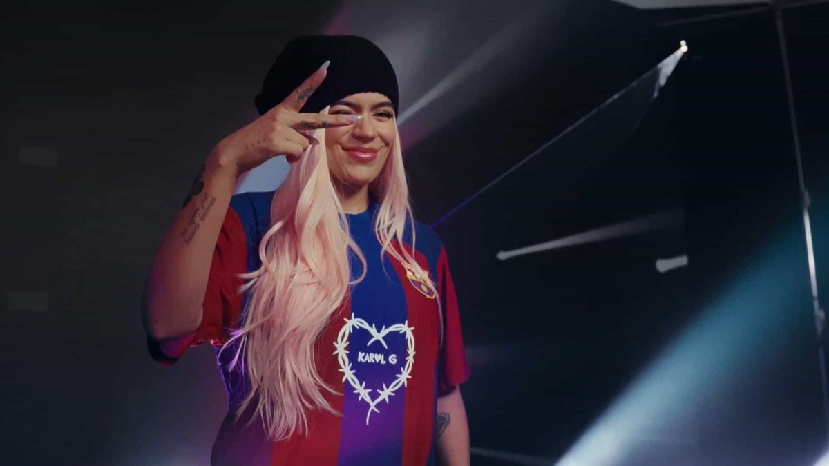 ¡Increíble! Karol G colapsa la página web del FC Barcelona