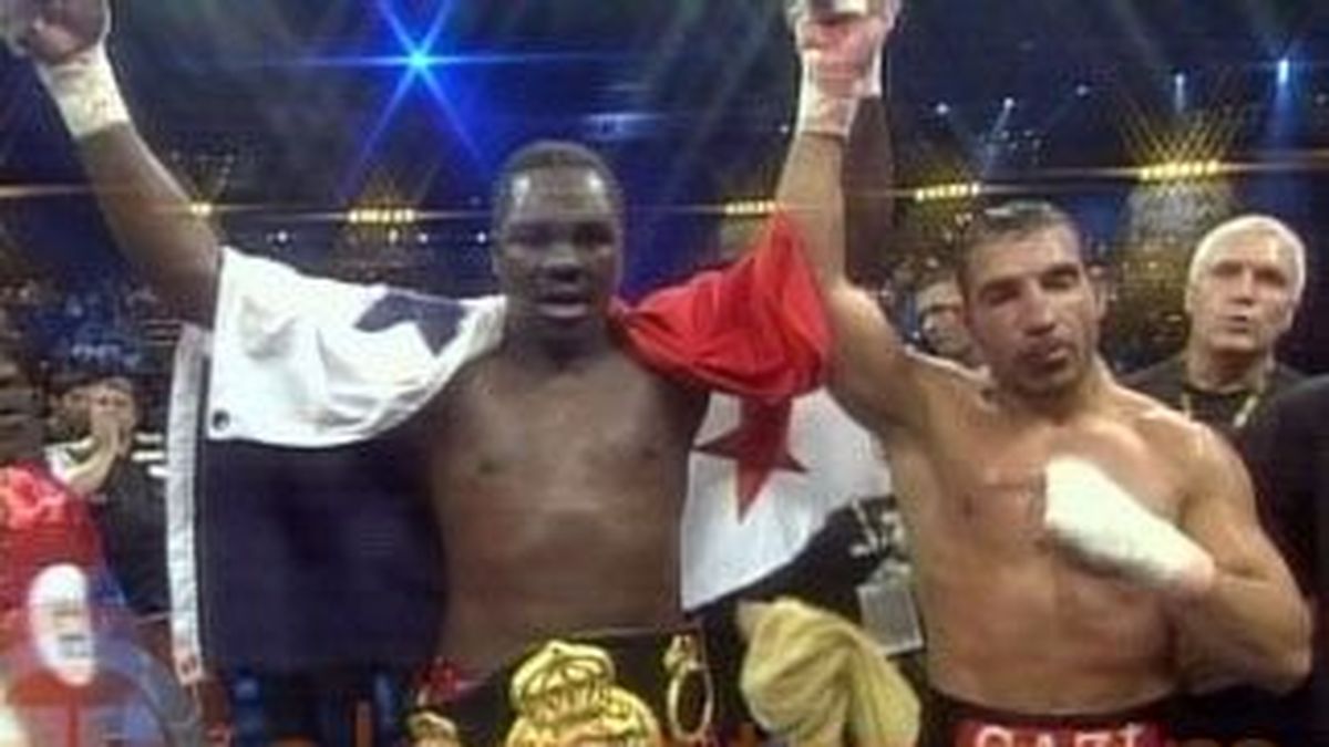 Panameño Jones da golpiza a Arslam y se corona campeón