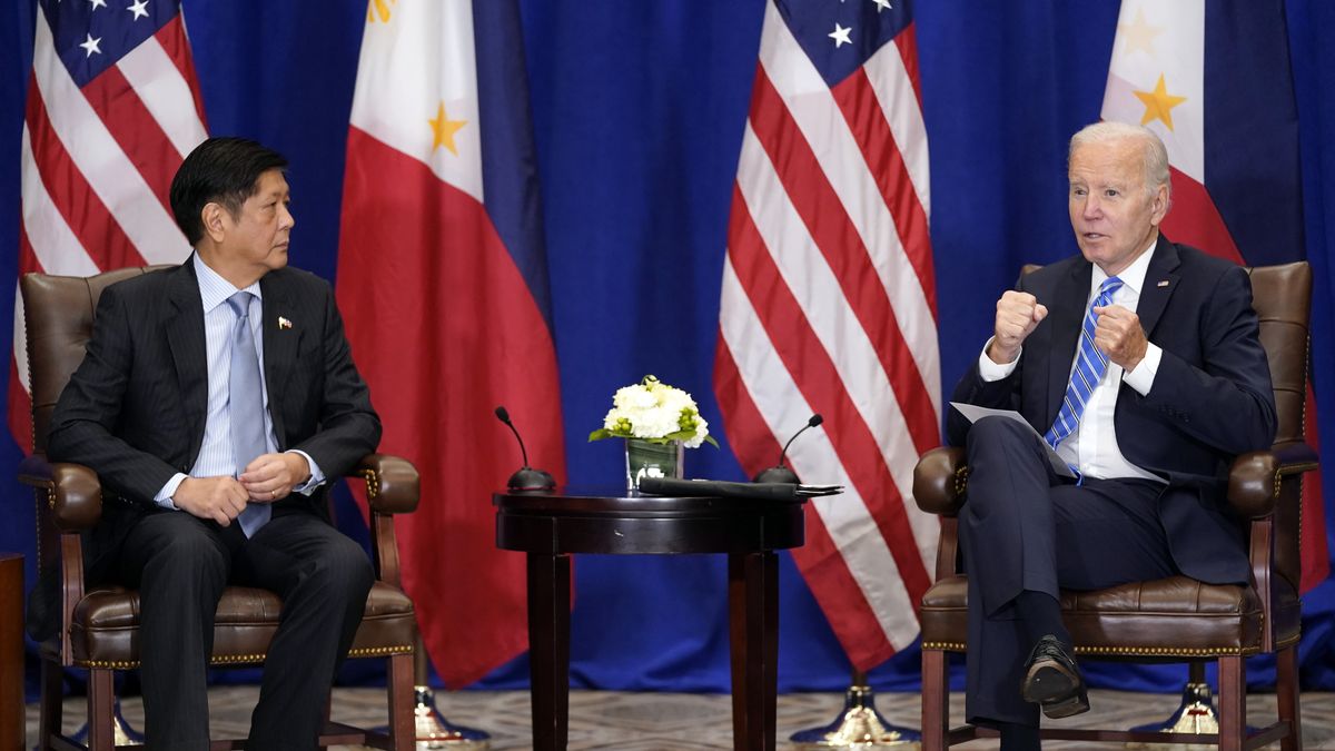 Joe Biden celebra su primera reunión con el presidente filipino Joe Biden celebra su primera reunión con el presidente filipino