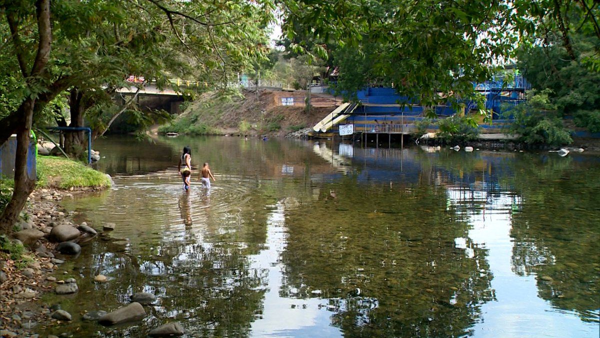 Familias aprovechan el fin de semana para visitar los ríos de Panamá Este