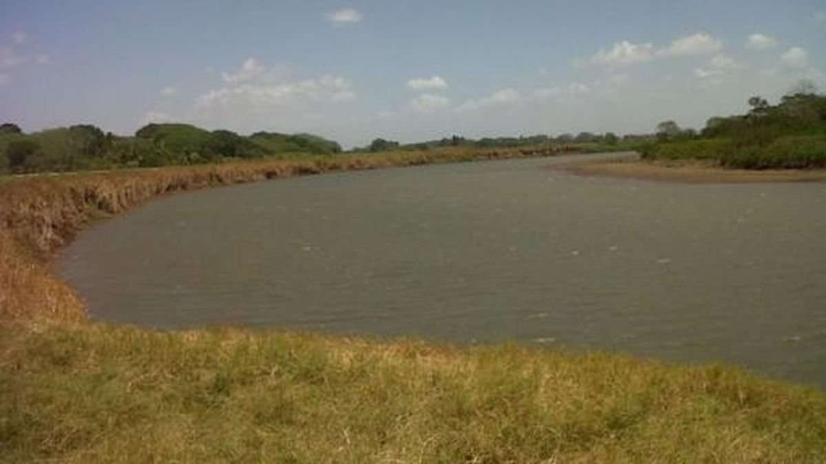 El otrora majestuoso río Santa María agoniza