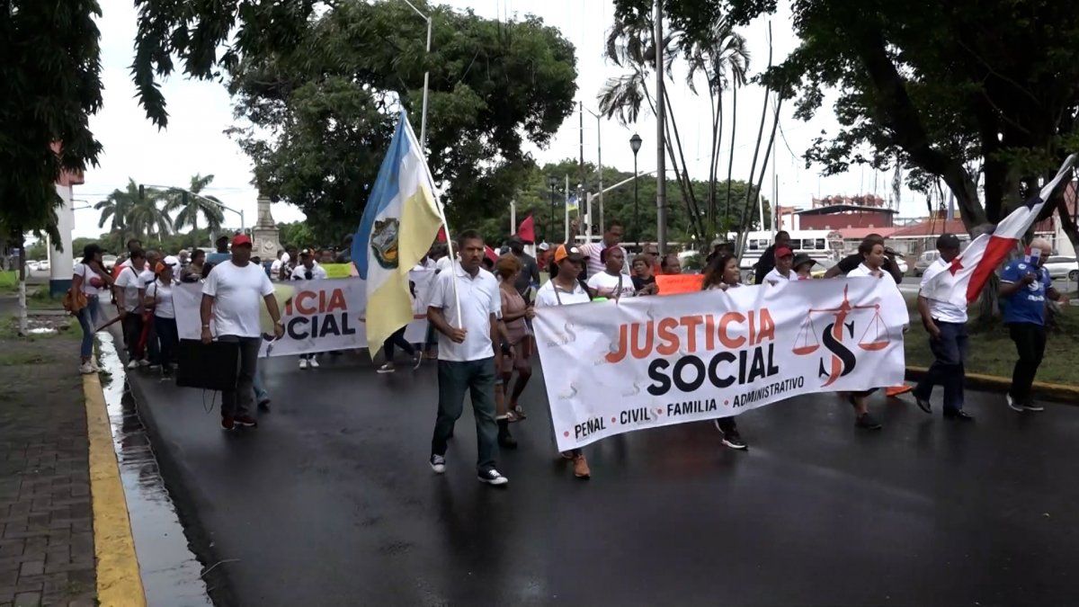 Moradores de Colón protestan por afectaciones causadas por los ...