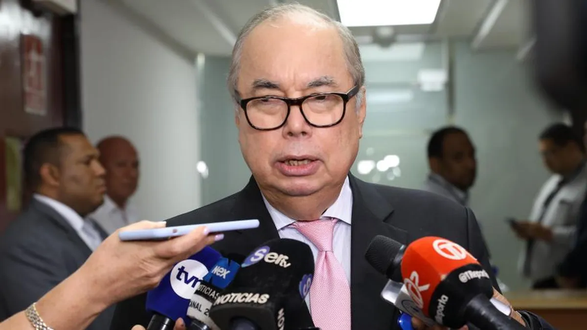 Presentan denuncia penal contra el director de la CSS, Enrique Lau Cortés